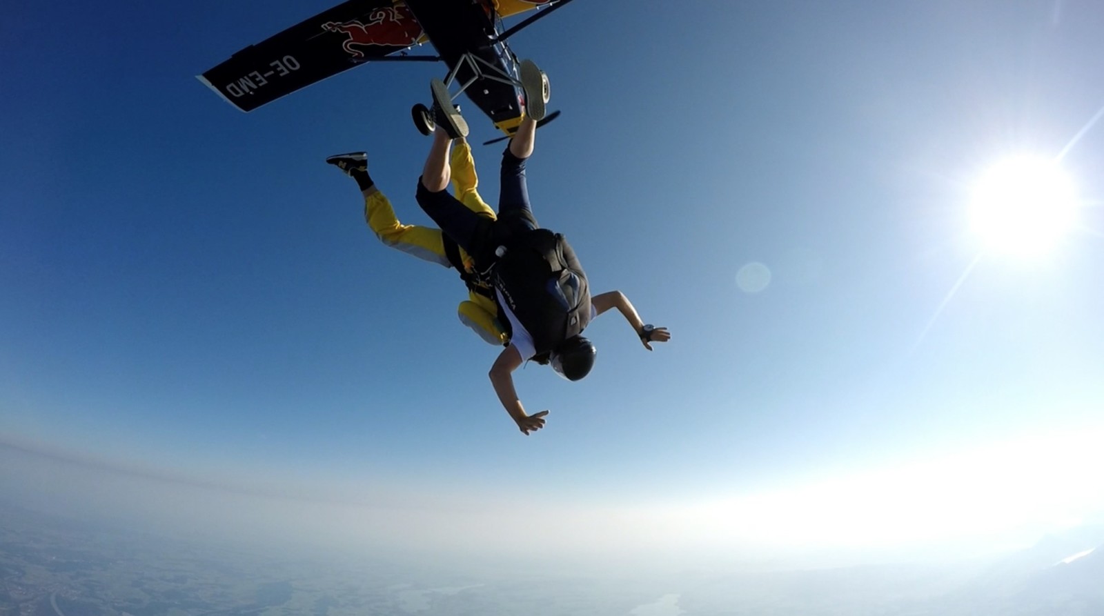 Der freie Fall - Tandem-Fallschirmspringen im SalzburgerLand ...
